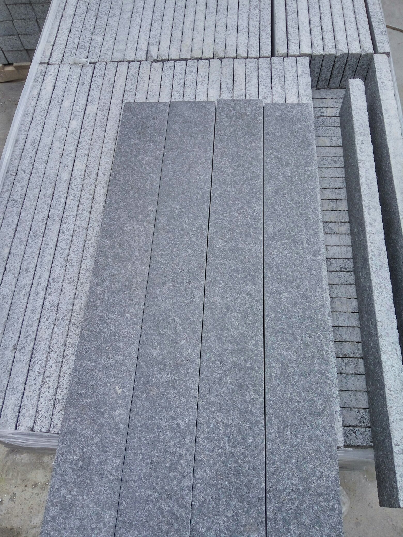 G908 Granite Tiles New G684 Chinese Granite Slabs - Pan-Asian SFS Stone